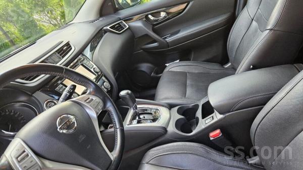 Brown Nissan Qashqai 2016 in Aizkraukle, with an engine capacity of 1.20 L and mileage of 138 thousand km for 7500 €, photo 11 on AUTOMOTO.COM.LV