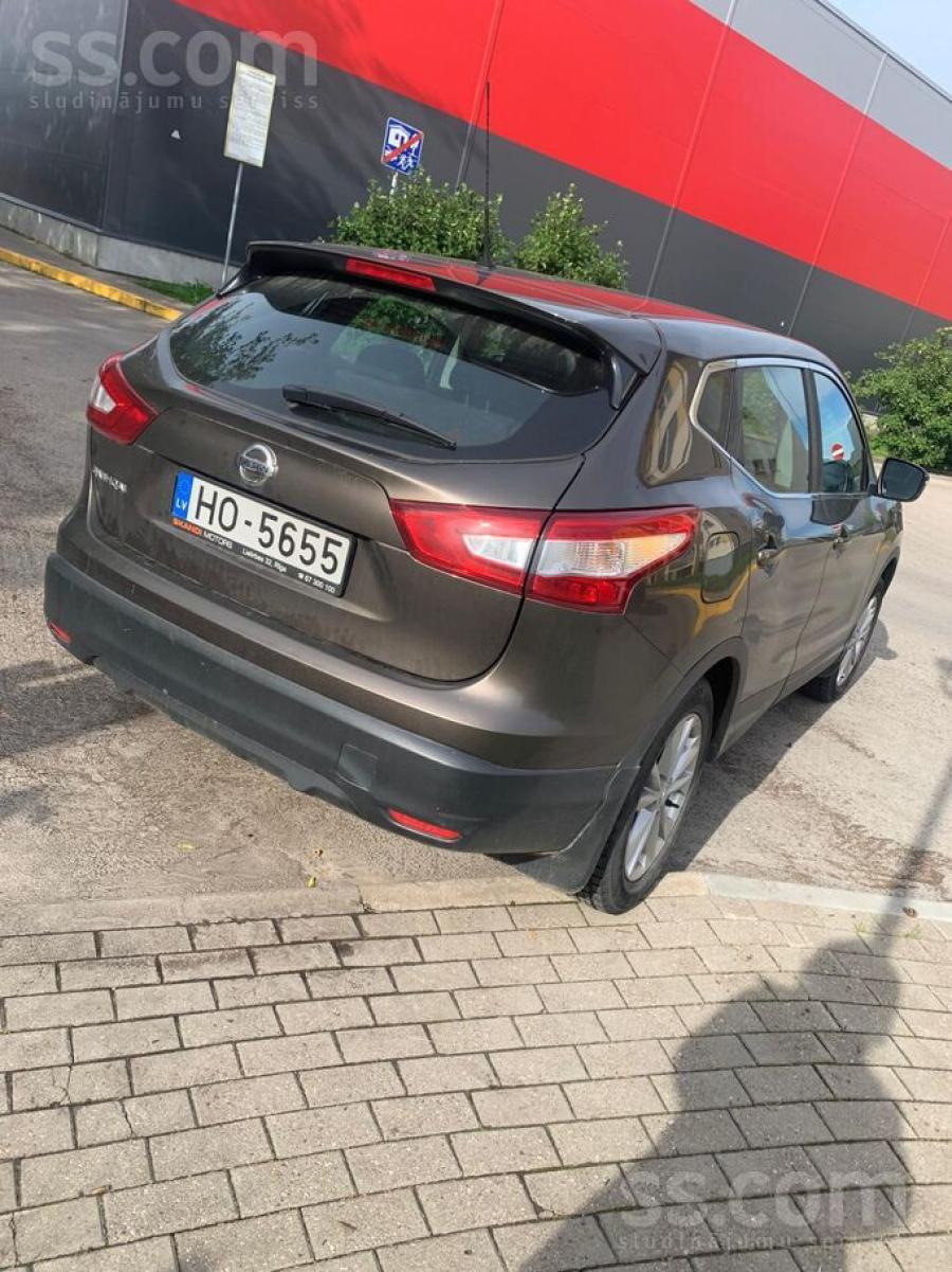 Brūns Nissan Qashqai 2017 Rīga, ar dzinēja tilpumu 1.20 L un nobraukumu 144 tūkst. km par 8000 €, foto 1 vietnē AUTOMOTO.COM.LV