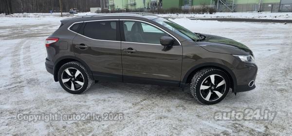 Brown Nissan Qashqai 2017 in Tallinn, with an engine capacity of 1.20 L and mileage of 123 thousand km for 11800 €, photo 4 on AUTOMOTO.COM.LV