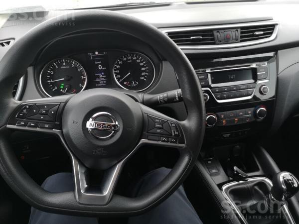 Brown Nissan Qashqai 2018 in Riga, with an engine capacity of 1.20 L and mileage of 231 thousand km for 8150 €, photo 5 on AUTOMOTO.COM.LV