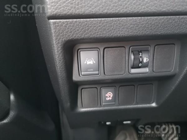 Brown Nissan Qashqai 2018 in Riga, with an engine capacity of 1.20 L and mileage of 231 thousand km for 8150 €, photo 7 on AUTOMOTO.COM.LV