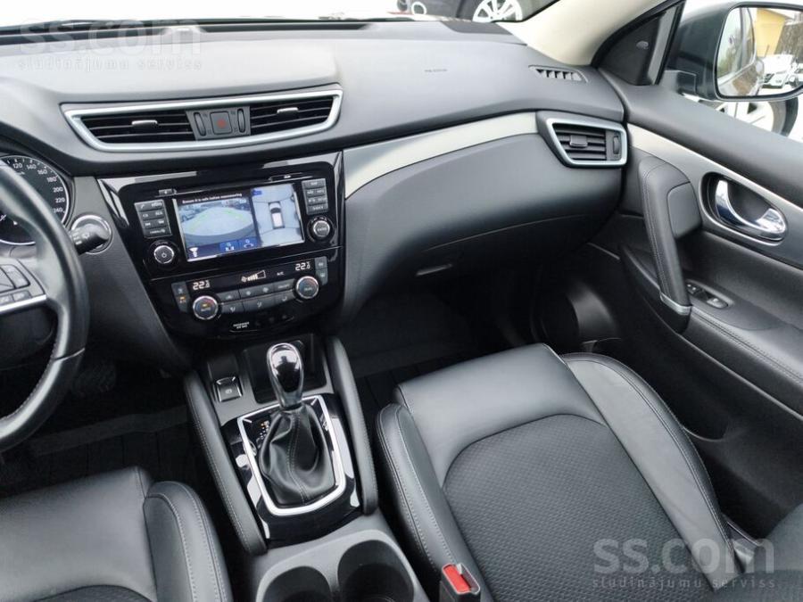 Brown Nissan Qashqai 2019 in Riga, with an engine capacity of 1.60 L and mileage of 92 thousand km for 15690 €, photo 11 on AUTOMOTO.COM.LV