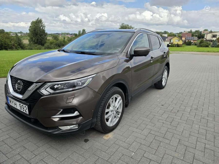 Brūns Nissan Qashqai 2019 Šauļi, ar dzinēja tilpumu 1.33 L un nobraukumu 132 tūkst. km par 14500 €, foto 4 vietnē AUTOMOTO.COM.LV