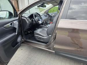 Brūns Nissan Qashqai 2019 Šauļi, ar dzinēja tilpumu 1.33 L un nobraukumu 132 tūkst. km par 14500 €, foto 9 vietnē AUTOMOTO.COM.LV