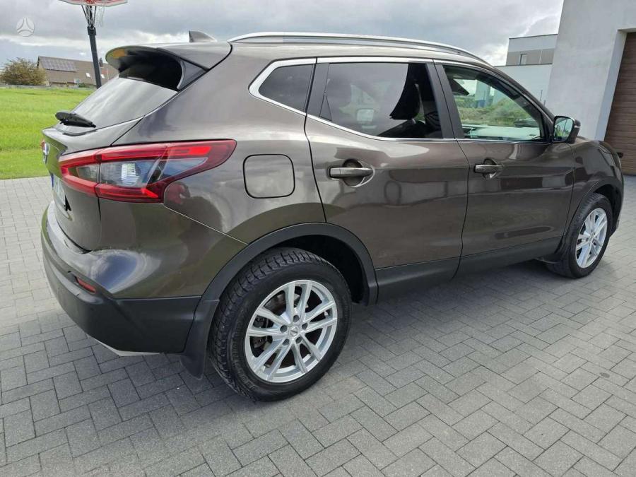 Brūns Nissan Qashqai 2019 Šauļi, ar dzinēja tilpumu 1.33 L un nobraukumu 132 tūkst. km par 14500 €, foto 14 vietnē AUTOMOTO.COM.LV