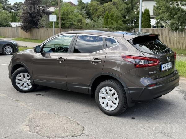 Brown Nissan Qashqai 2019 in Riga, with an engine capacity of 1.30 L and mileage of 87 thousand km for 12300 €, photo 7 on AUTOMOTO.COM.LV