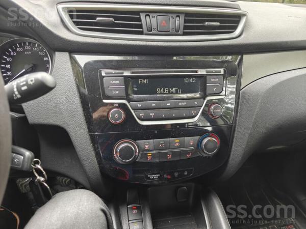 Brown Nissan Qashqai 2019 in Riga, with an engine capacity of 1.50 L and mileage of 188 thousand km for 9500 €, photo 10 on AUTOMOTO.COM.LV
