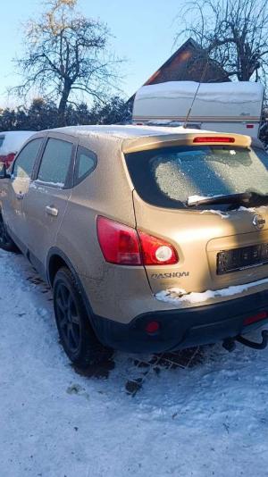 Brūns Nissan Qashqai 2008 Marijampole, ar dzinēja tilpumu 2.00 L un nobraukumu 200 tūkst. km par 4100 €, foto 6 vietnē AUTOMOTO.COM.LV