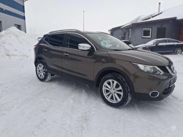 Brūns Nissan Qashqai 2015 Radviliškis, ar dzinēja tilpumu 1.20 L un nobraukumu 150 tūkst. km par 7500 €, foto 9 vietnē AUTOMOTO.COM.LV