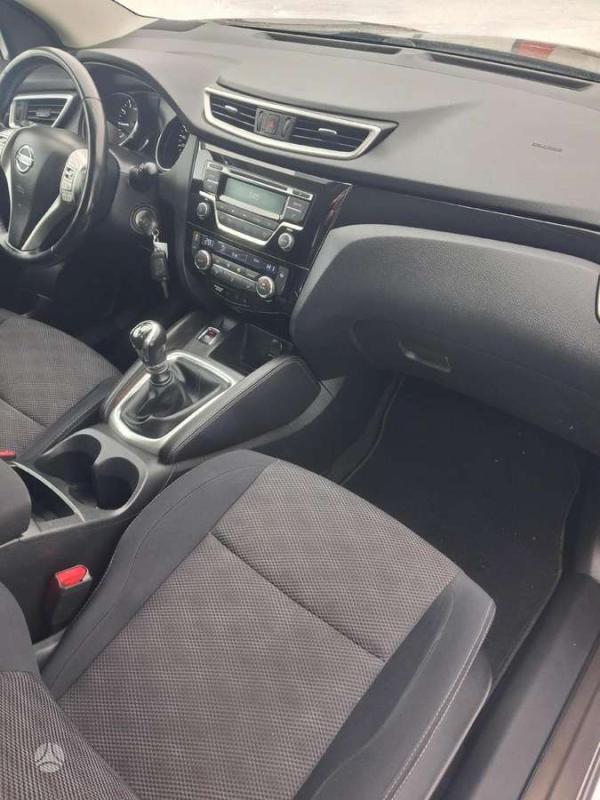 Brūns Nissan Qashqai 2015 Radviliškis, ar dzinēja tilpumu 1.20 L un nobraukumu 150 tūkst. km par 7500 €, foto 13 vietnē AUTOMOTO.COM.LV