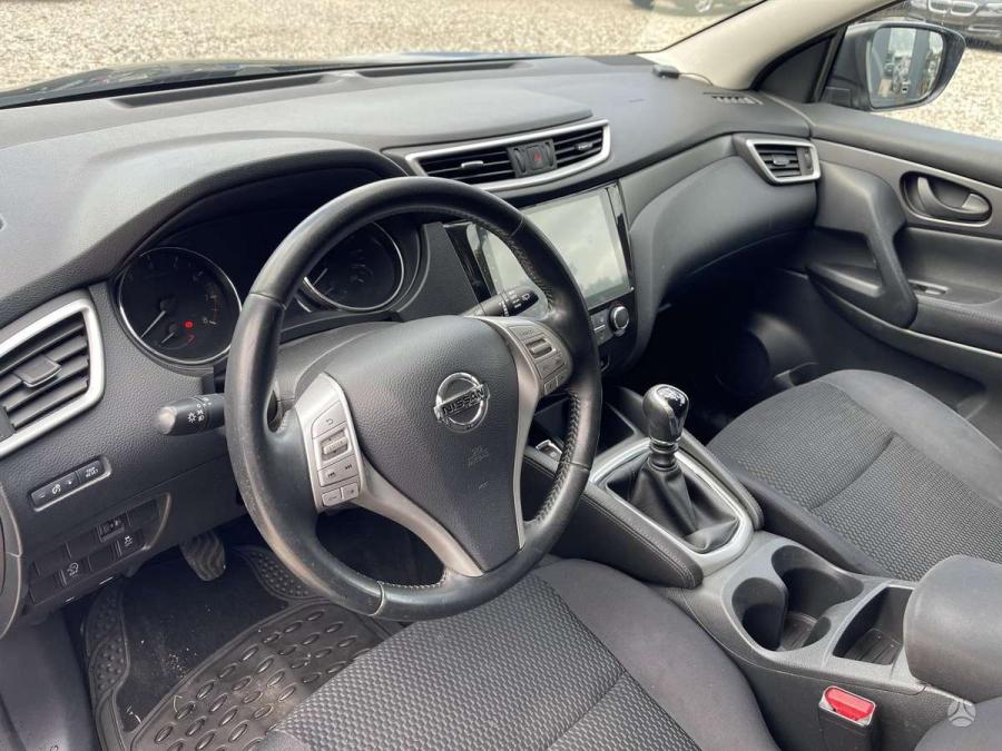 Brown Nissan Qashqai 2016 in Kaunas, with an engine capacity of 1.20 L and mileage of 190 thousand km for 7850 €, photo 11 on AUTOMOTO.COM.LV