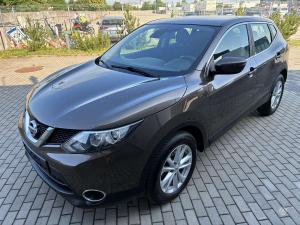 Brown Nissan Qashqai 2017 in Siauliai, with an engine capacity of 1.60 L and mileage of 184 thousand km for 8900 €, photo  on AUTOMOTO.COM.LV