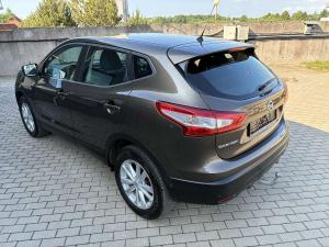 Brūns Nissan Qashqai 2017 Šauļi, ar dzinēja tilpumu 1.60 L un nobraukumu 184 tūkst. km par 8900 €, foto 4 vietnē AUTOMOTO.COM.LV