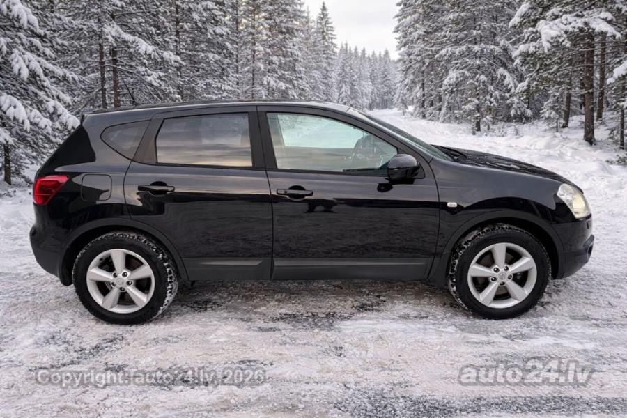 Brūns Nissan Qashqai 2008 Tallina, ar dzinēja tilpumu 2.00 L un nobraukumu 205 tūkst. km par 4900 €, foto 2 vietnē AUTOMOTO.COM.LV