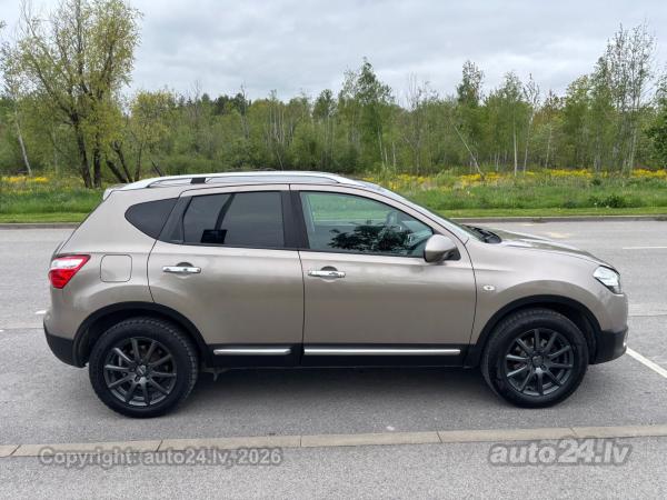 Brūns Nissan Qashqai 2011 Tallina, ar dzinēja tilpumu 1.50 L un nobraukumu 253 tūkst. km par 4599 €, foto 6 vietnē AUTOMOTO.COM.LV