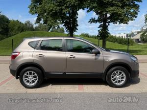 Brown Nissan Qashqai 2013 in Parnu, with an engine capacity of 2.00 L and mileage of 90 thousand km for 6650 €, photo 3 on AUTOMOTO.COM.LV