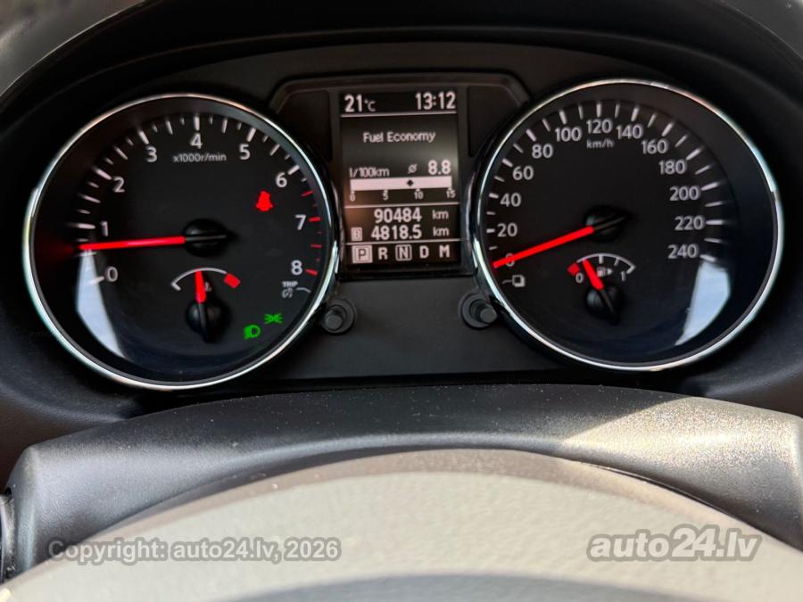 Brown Nissan Qashqai 2013 in Parnu, with an engine capacity of 2.00 L and mileage of 90 thousand km for 6650 €, photo 19 on AUTOMOTO.COM.LV