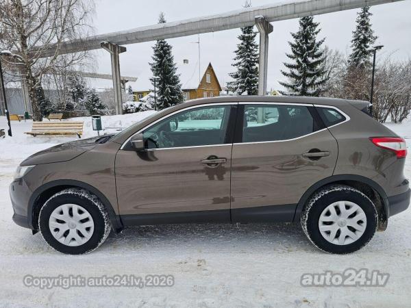 Brown Nissan Qashqai 2014 in Paide, with an engine capacity of 1.20 L and mileage of 148 thousand km for 6990 €, photo 3 on AUTOMOTO.COM.LV