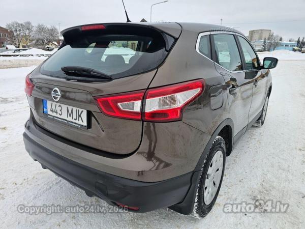 Brown Nissan Qashqai 2014 in Paide, with an engine capacity of 1.20 L and mileage of 148 thousand km for 6990 €, photo 4 on AUTOMOTO.COM.LV