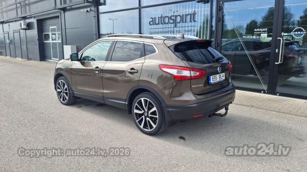 Brown Nissan Qashqai 2014 in Tartu, with an engine capacity of 1.20 L and mileage of 258 thousand km for 5500 €, photo 3 on AUTOMOTO.COM.LV