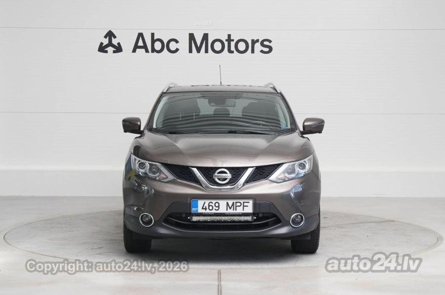 Brūns Nissan Qashqai 2015 Tallina, ar dzinēja tilpumu 1.60 L un nobraukumu 148 tūkst. km par 6990 €, foto 3 vietnē AUTOMOTO.COM.LV