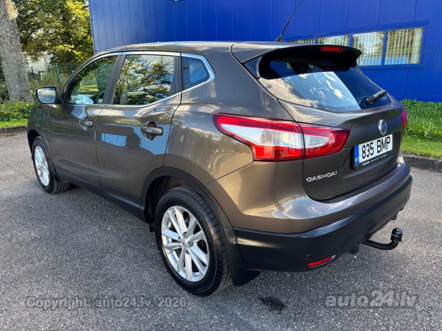 Brūns Nissan Qashqai 2015 Paide, ar dzinēja tilpumu 1.20 L un nobraukumu 215 tūkst. km par 6990 €, foto 5 vietnē AUTOMOTO.COM.LV