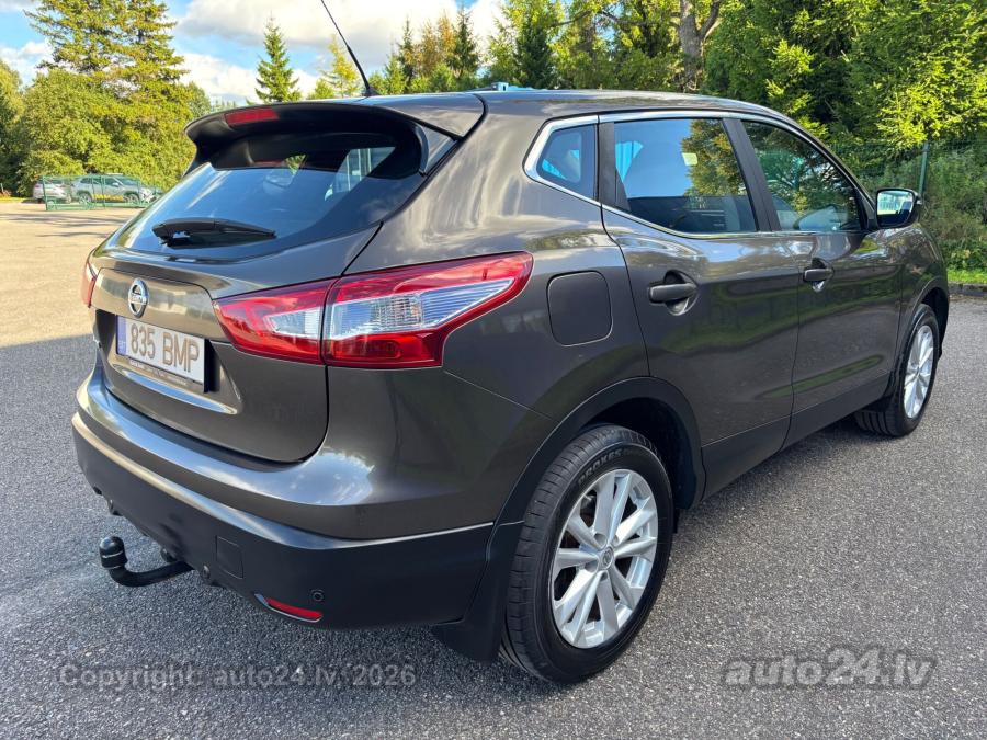 Brūns Nissan Qashqai 2015 Paide, ar dzinēja tilpumu 1.20 L un nobraukumu 215 tūkst. km par 6990 €, foto 6 vietnē AUTOMOTO.COM.LV