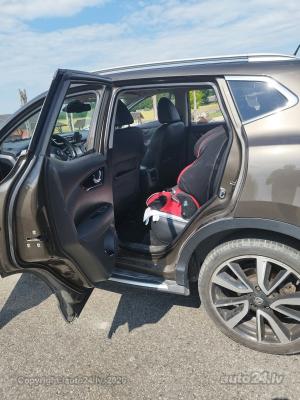 Brūns Nissan Qashqai 2015 Tallina, ar dzinēja tilpumu 1.20 L un nobraukumu 173 tūkst. km par 7750 €, foto 5 vietnē AUTOMOTO.COM.LV