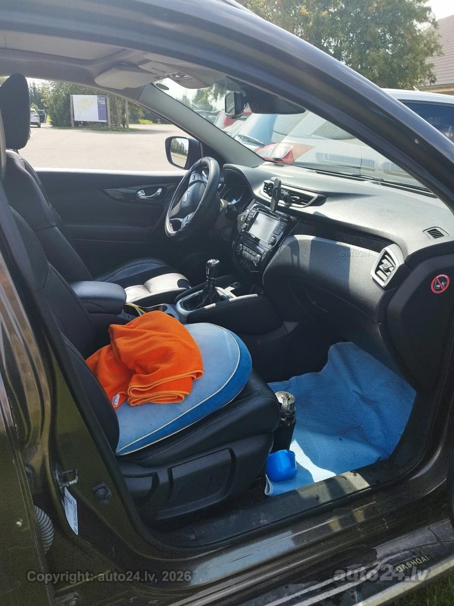 Brūns Nissan Qashqai 2015 Tallina, ar dzinēja tilpumu 1.20 L un nobraukumu 173 tūkst. km par 7750 €, foto 14 vietnē AUTOMOTO.COM.LV