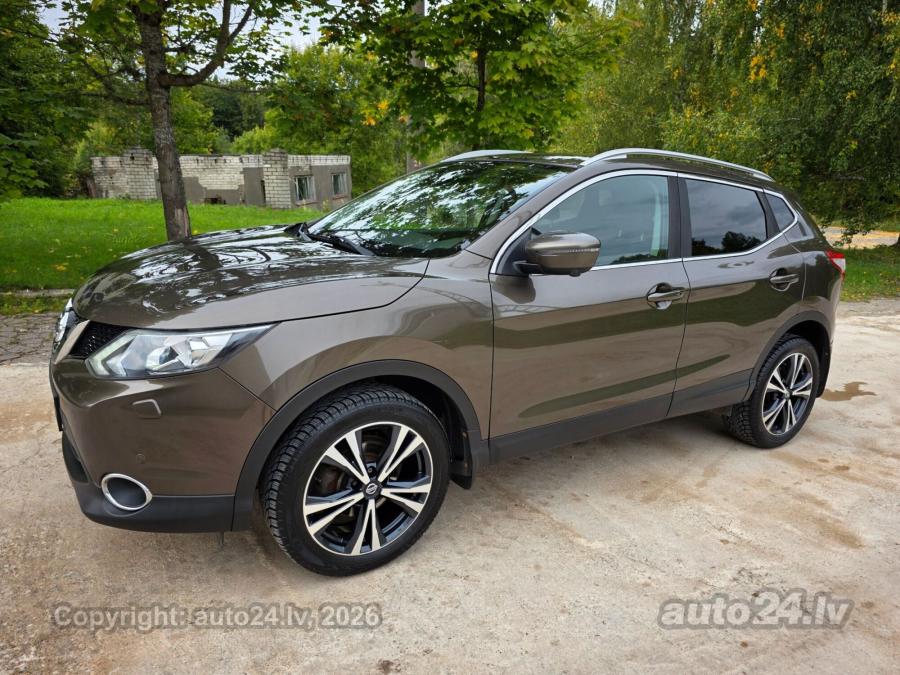 Brown Nissan Qashqai 2015 in Viljandi, with an engine capacity of 1.20 L and mileage of 168 thousand km for 7900 €, photo 4 on AUTOMOTO.COM.LV