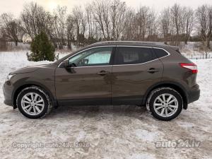Brown Nissan Qashqai 2016 in Tallinn, with an engine capacity of 1.20 L and mileage of 176 thousand km for 8999 €, photo 6 on AUTOMOTO.COM.LV