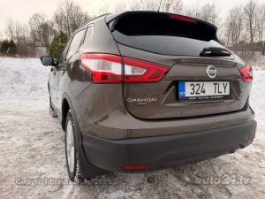 Brown Nissan Qashqai 2016 in Tallinn, with an engine capacity of 1.20 L and mileage of 176 thousand km for 8999 €, photo 8 on AUTOMOTO.COM.LV