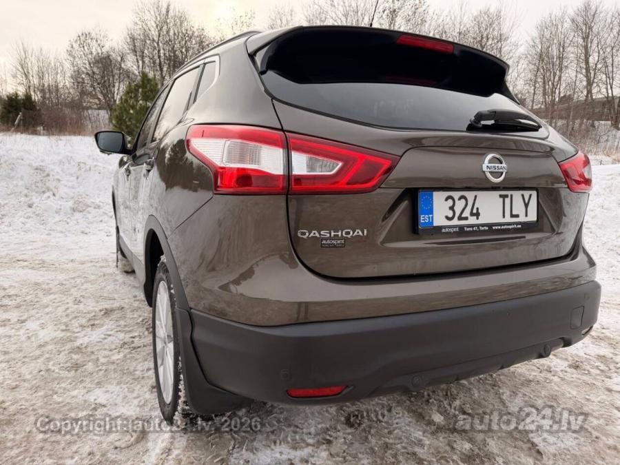 Brown Nissan Qashqai 2016 in Tallinn, with an engine capacity of 1.20 L and mileage of 176 thousand km for 8999 €, photo 8 on AUTOMOTO.COM.LV