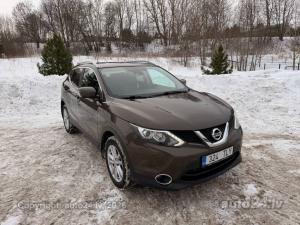 Brown Nissan Qashqai 2016 in Tallinn, with an engine capacity of 1.20 L and mileage of 176 thousand km for 8999 €, photo 15 on AUTOMOTO.COM.LV