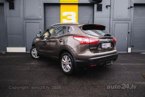 Brown Nissan Qashqai 2016 in Tallinn, with an engine capacity of 1.20 L and mileage of 183 thousand km for 8899 €, photo 4 on AUTOMOTO.COM.LV