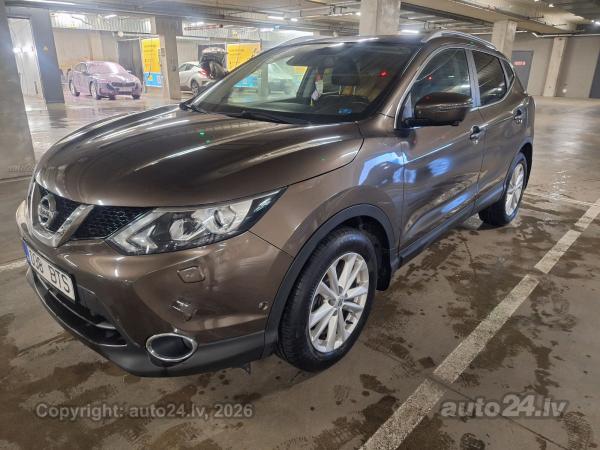 Brūns Nissan Qashqai 2017 Tallina, ar dzinēja tilpumu 1.20 L un nobraukumu 80 tūkst. km par 12999 €, foto 1 vietnē AUTOMOTO.COM.LV