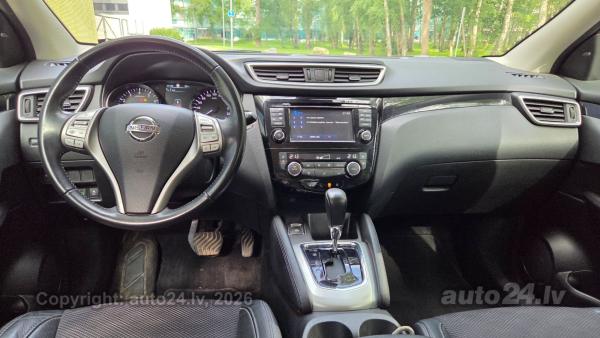 Brown Nissan Qashqai 2017 in Tallinn, with an engine capacity of 1.20 L and mileage of 171 thousand km for 7490 €, photo 9 on AUTOMOTO.COM.LV