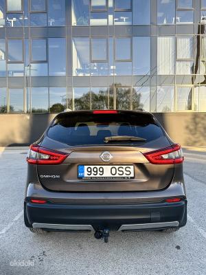 Brown Nissan Qashqai 2017 in Tartu, with an engine capacity of 1.20 L and mileage of 120 thousand km for 16900 €, photo 17 on AUTOMOTO.COM.LV