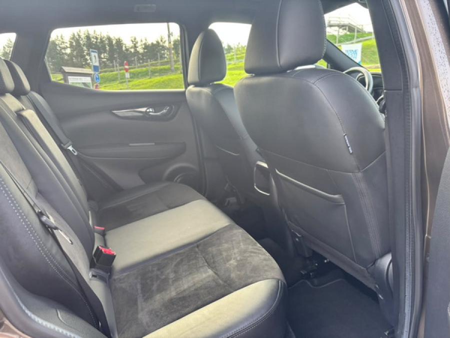 Brūns Nissan Qashqai 2017 Narva, ar dzinēja tilpumu 1.20 L un nobraukumu 105 tūkst. km par 7990 €, foto 3 vietnē AUTOMOTO.COM.LV