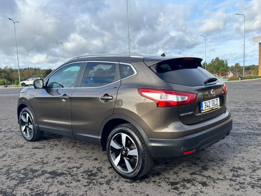 Brūns Nissan Qashqai 2017 Narva, ar dzinēja tilpumu 1.20 L un nobraukumu 105 tūkst. km par 7990 €, foto 10 vietnē AUTOMOTO.COM.LV