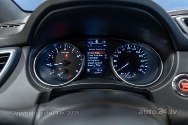 Brown Nissan Qashqai 2018 in Tallinn, with an engine capacity of 1.20 L and mileage of 122 thousand km for 13990 €, photo 7 on AUTOMOTO.COM.LV