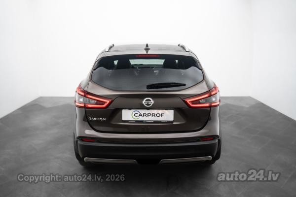 Brown Nissan Qashqai 2018 in Tallinn, with an engine capacity of 1.20 L and mileage of 184 thousand km for 11999 €, photo 6 on AUTOMOTO.COM.LV