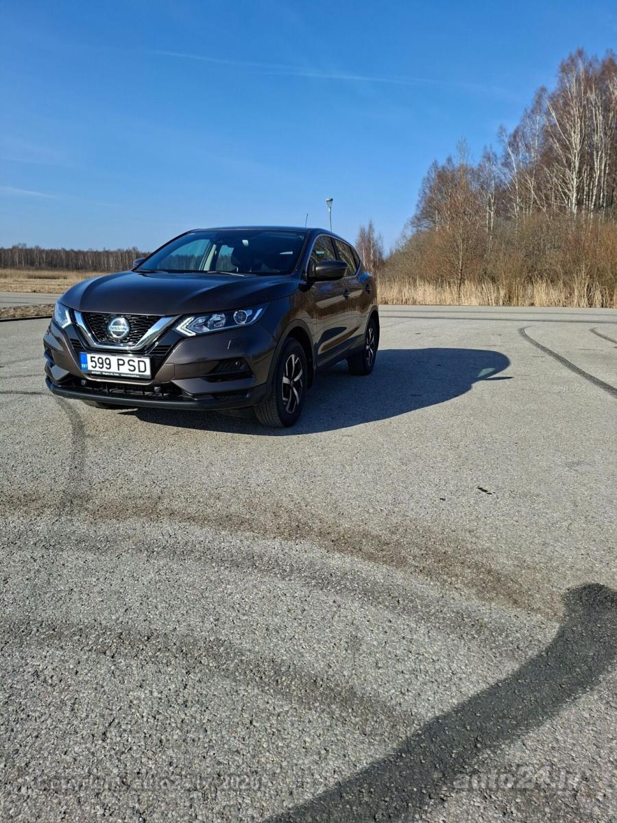 Brūns Nissan Qashqai 2019 Tallina, ar dzinēja tilpumu 1.30 L un nobraukumu 60 tūkst. km par 12900 €, foto 1 vietnē AUTOMOTO.COM.LV