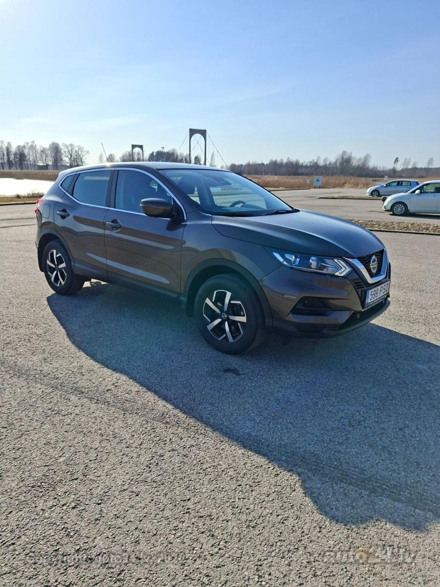 Brūns Nissan Qashqai 2019 Tallina, ar dzinēja tilpumu 1.30 L un nobraukumu 60 tūkst. km par 12900 €, foto 2 vietnē AUTOMOTO.COM.LV