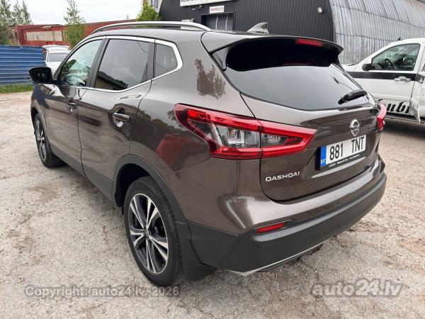 Brown Nissan Qashqai 2019 in Tartu, with an engine capacity of 1.30 L and mileage of 76 thousand km for 15500 €, photo 4 on AUTOMOTO.COM.LV
