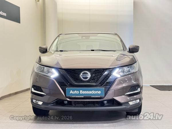 Brown Nissan Qashqai 2019 in Tallinn, with an engine capacity of 1.30 L and mileage of 129 thousand km for 11900 €, photo 2 on AUTOMOTO.COM.LV