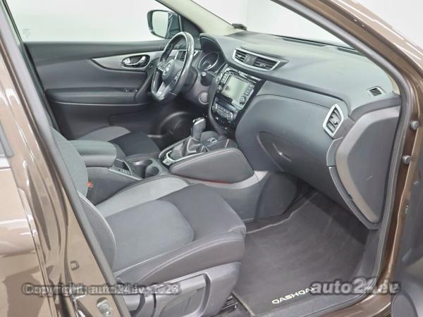 Brūns Nissan Qashqai 2019 Tallina, ar dzinēja tilpumu 1.30 L un nobraukumu 157 tūkst. km par 14900 €, foto 9 vietnē AUTOMOTO.COM.LV