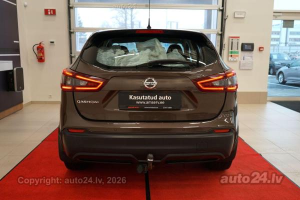 Brown Nissan Qashqai 2020 in Paide, with an engine capacity of 1.30 L and mileage of 104 thousand km for 14800 €, photo 3 on AUTOMOTO.COM.LV