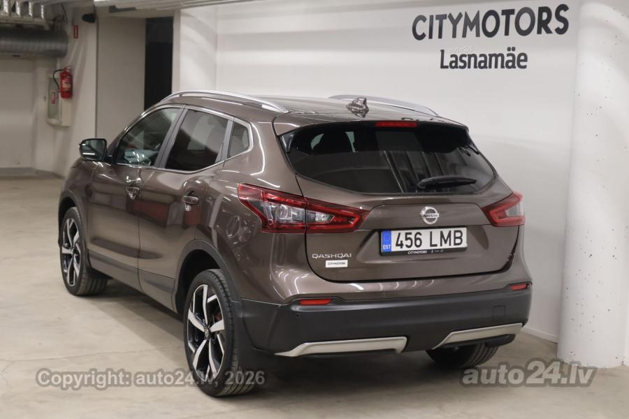 Brown Nissan Qashqai 2021 in Tallinn, with an engine capacity of 1.30 L and mileage of 74 thousand km for 18900 €, photo 4 on AUTOMOTO.COM.LV