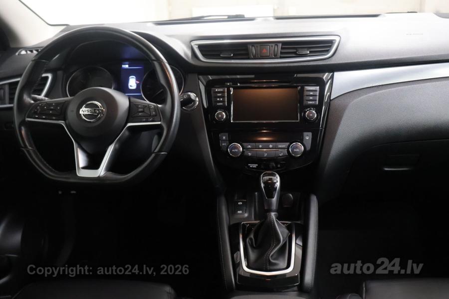 Brown Nissan Qashqai 2021 in Tallinn, with an engine capacity of 1.30 L and mileage of 74 thousand km for 18900 €, photo 8 on AUTOMOTO.COM.LV